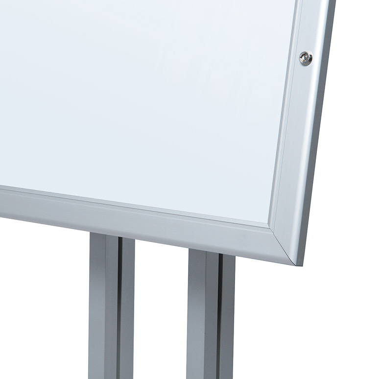 Freestanding Menu Pole Logo / LED | Showdowndisplays.eu