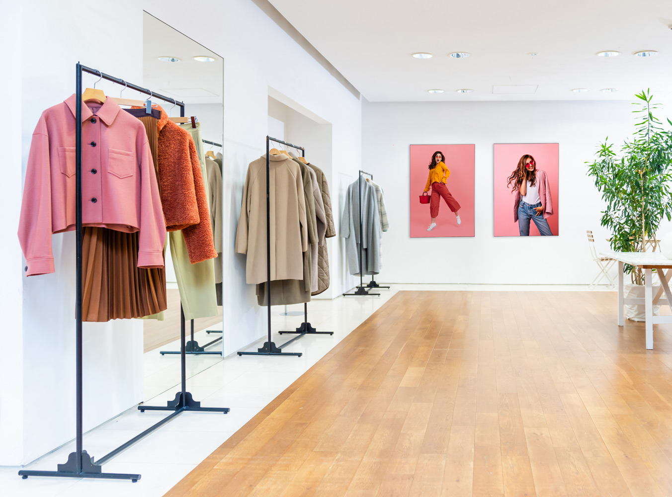 Textile Frame Elegant - Unassembled | Showdowndisplays.eu